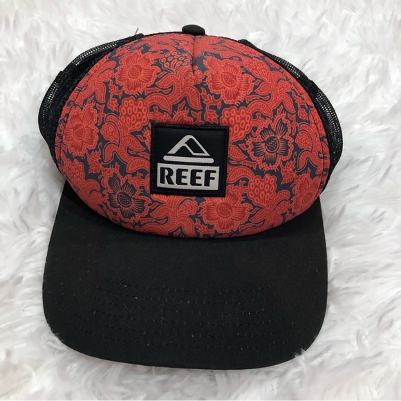 Reef | Accessories | Reef Mesh Trucker Snap Back Hat Adjustable Os ...